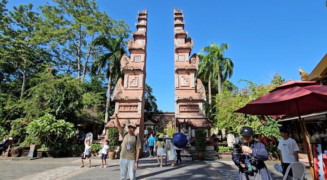 Desa Bali, Nuansa Indonesia di Hainan - RRI.co.id