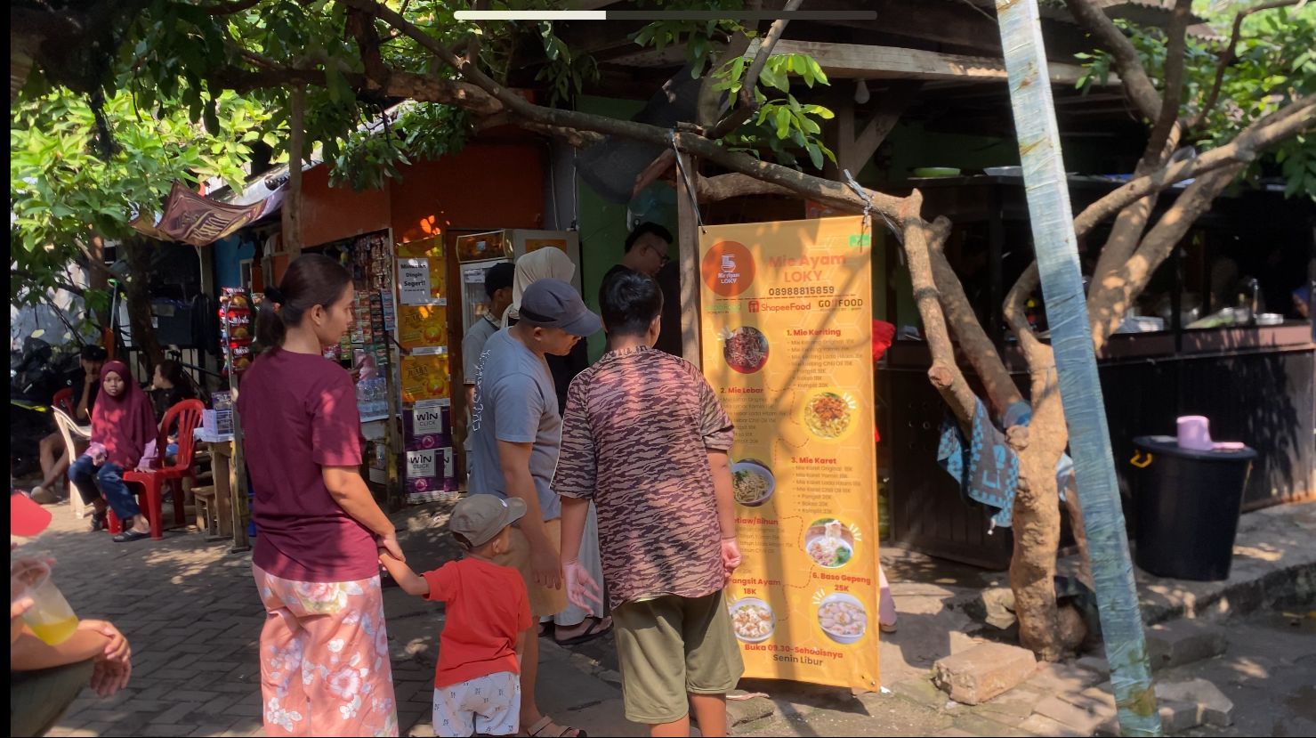 Kisah Penjual Mie Ayam Loky Laku 800 Porsi - RRI.co.id