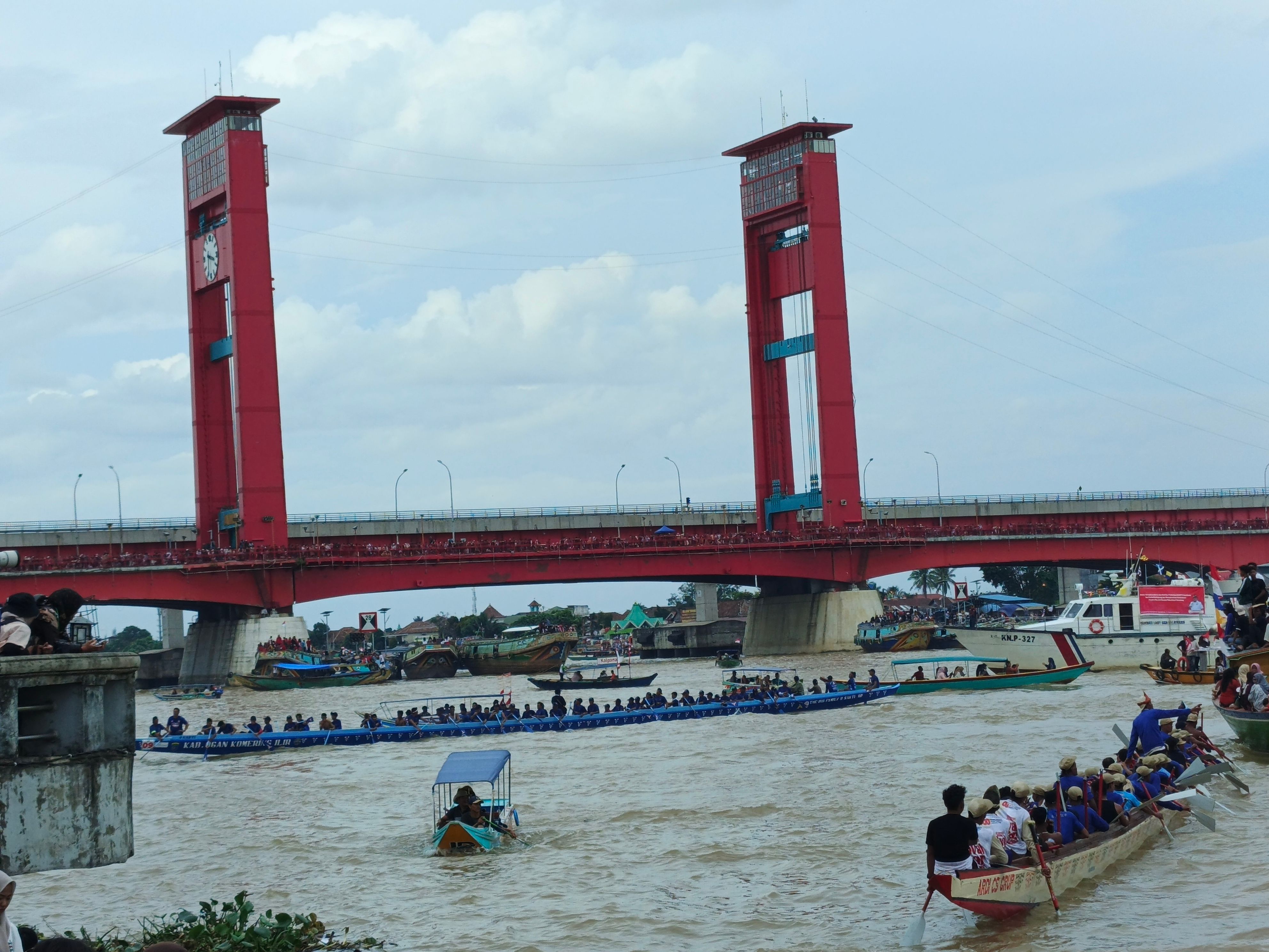 Menjaga Denyut Perahu Bidar di Tengah Modernisasi - RRI.co.id