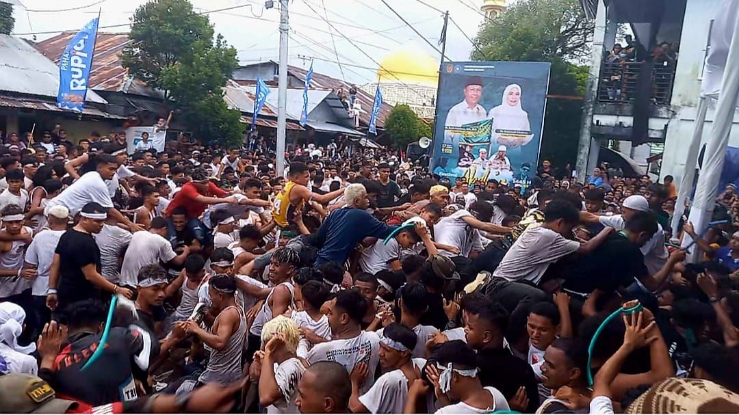 ABDAU, Tradisi Merebut Bendera Ilahi di Tulehu Ambon - RRI.co.id
